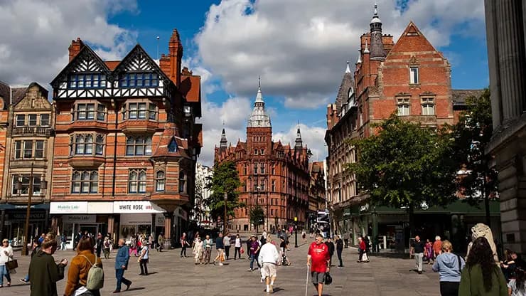 Shop to rent | 4 Beastmarket Hill, Nottingham, NG1 6FB